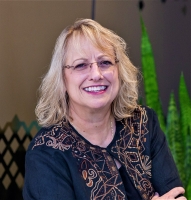 08-18-2021 Milwaukee Lunch Connect featuring Nancy Towle's -Milwaukee, WI